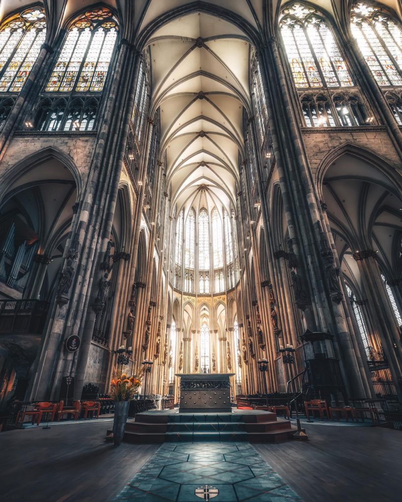 Der Kölner Dom - Ein Meisterwerk der Gotik und spirituelles Zentrum am ...